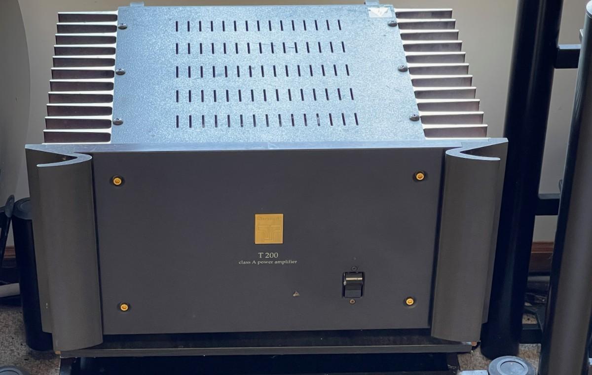 Threshold T 200 Class A power amp | EstateSales.org