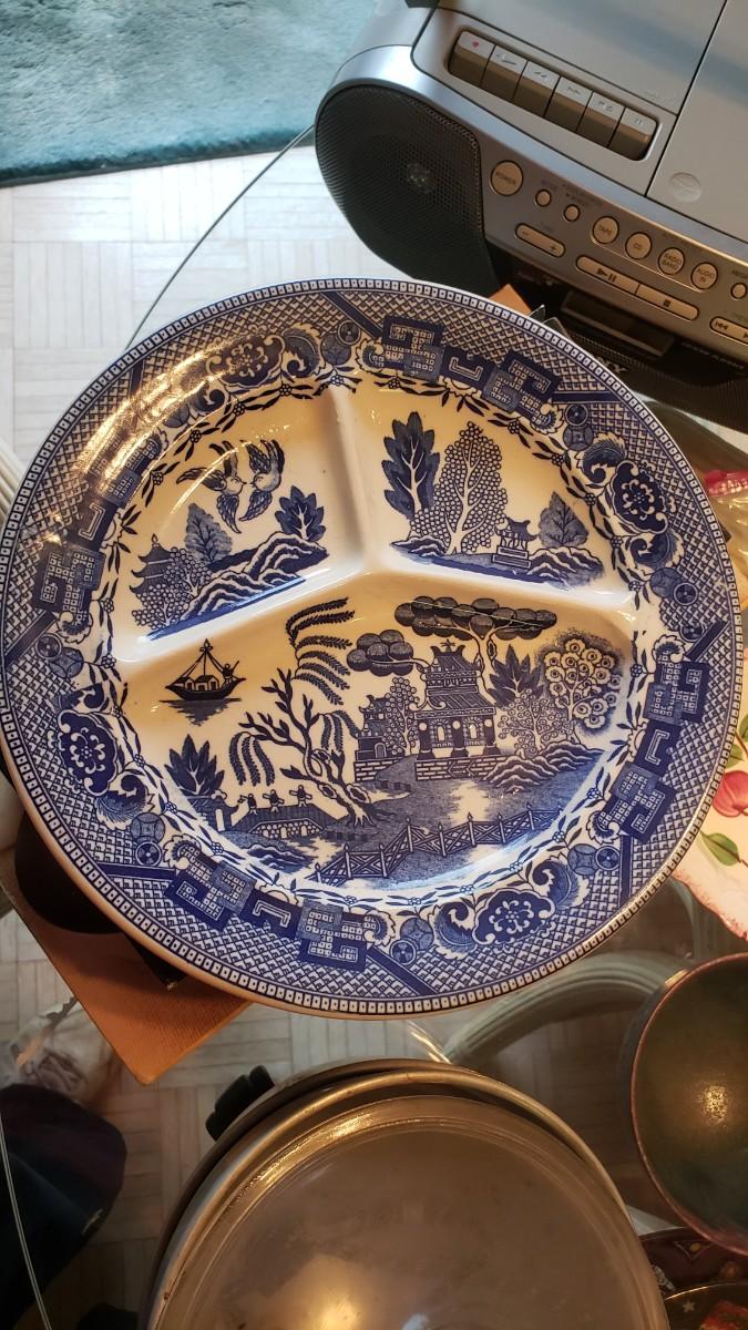 Made in occupied Japan Plates | EstateSales.org