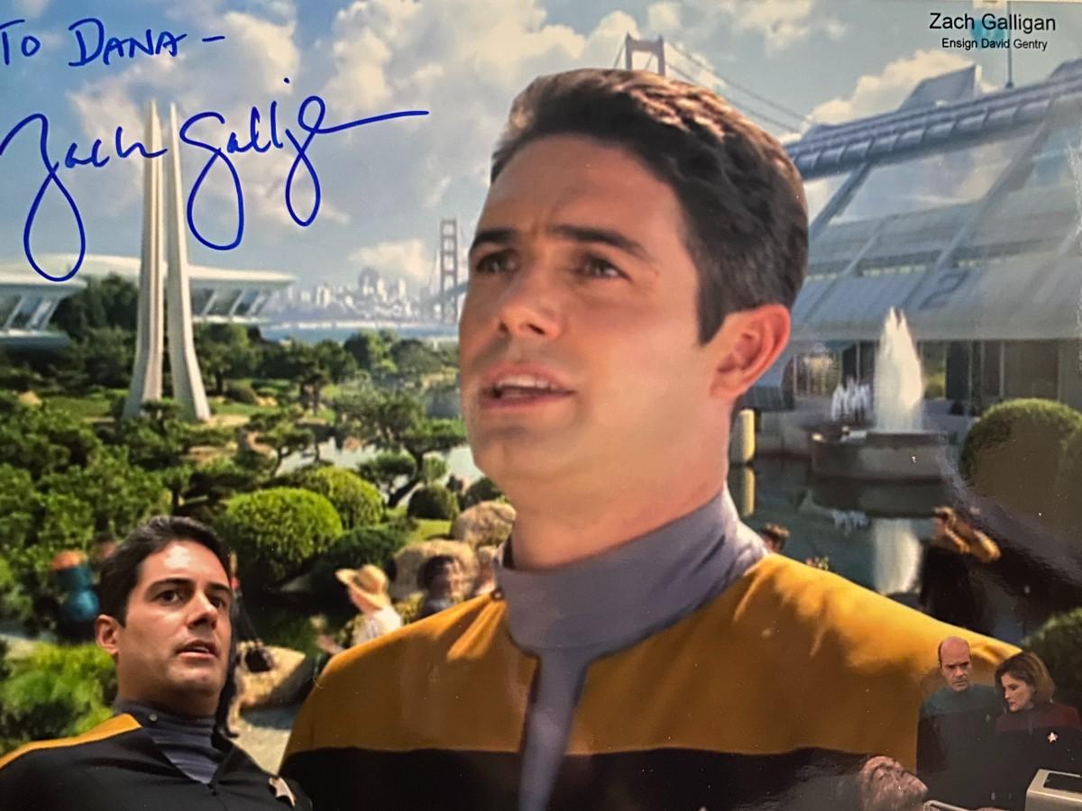 Star Trek: Voyager Zach Galligan signed photo | EstateSales.org