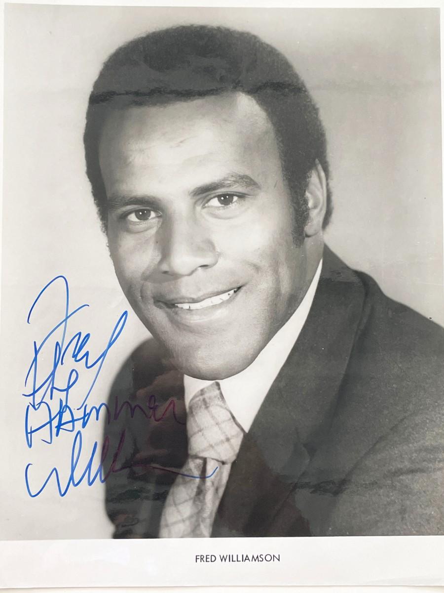 Fred Williamson signed photo | EstateSales.org