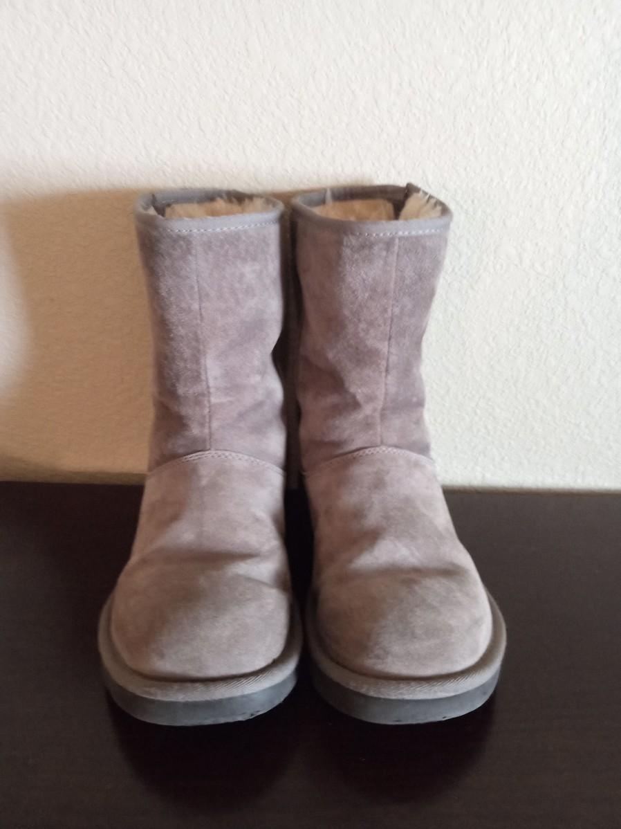 Ladies Ugg Boots Size 8