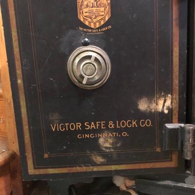 LOT 233M: J. Van Meter Victor Patent Safe | EstateSales.org
