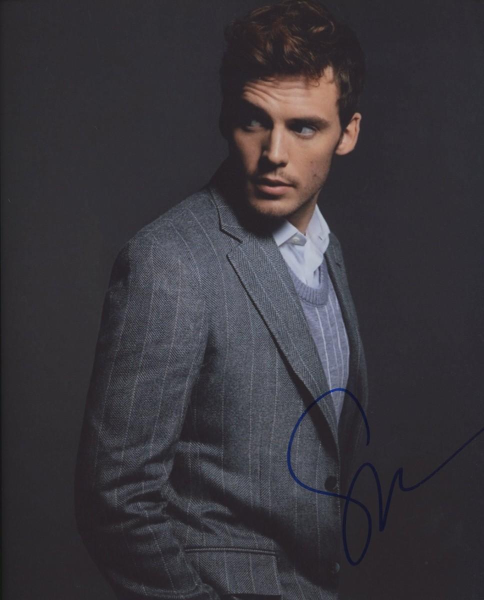 Pirates of the Caribbean Sam Claflin signed photo | EstateSales.org