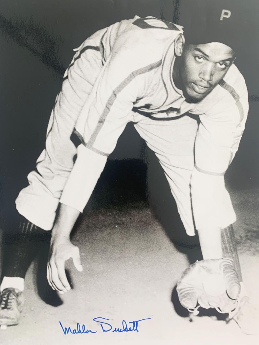 Mahlon Duckett Signed Photo | EstateSales.org Mahlon Duckett Signed Photo | EstateSales.org