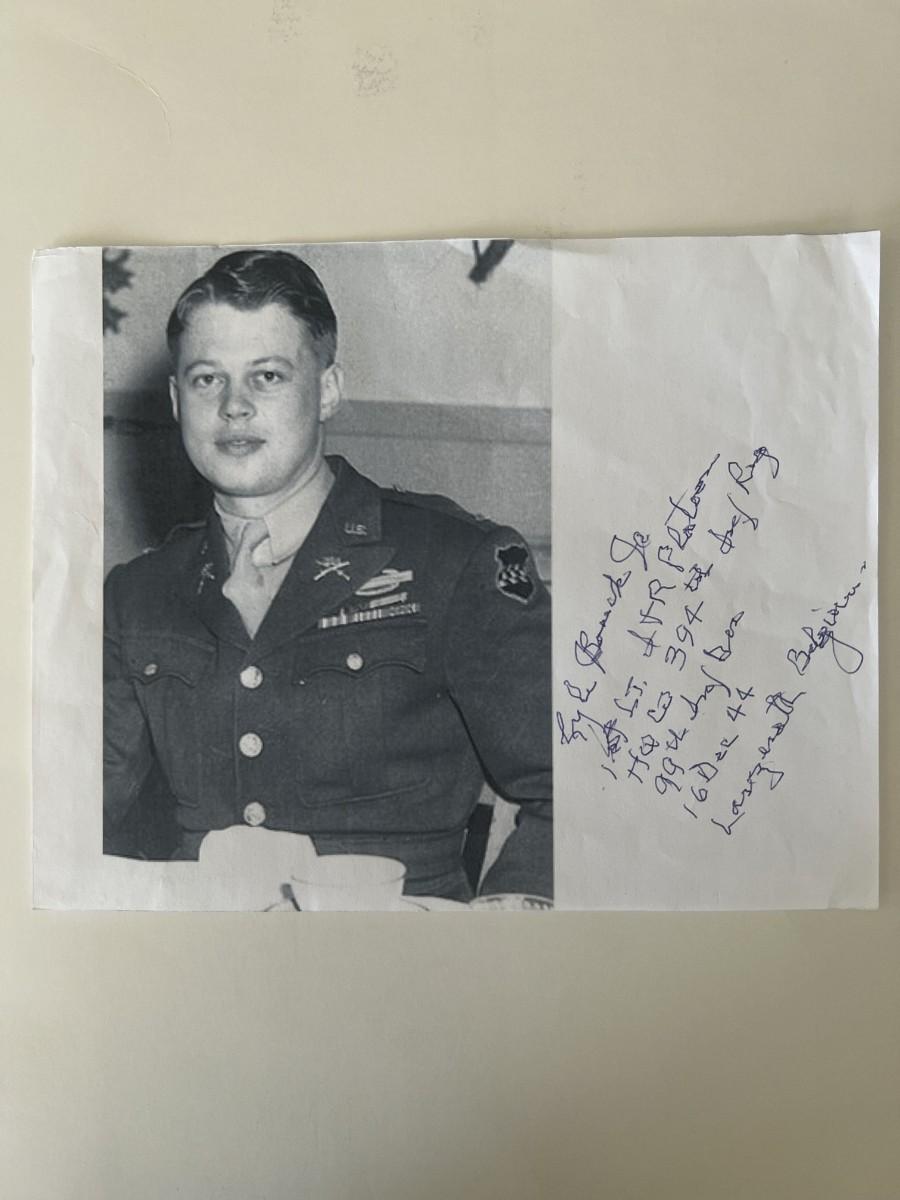 First Lt. Lyle Bouck signed photo | EstateSales.org