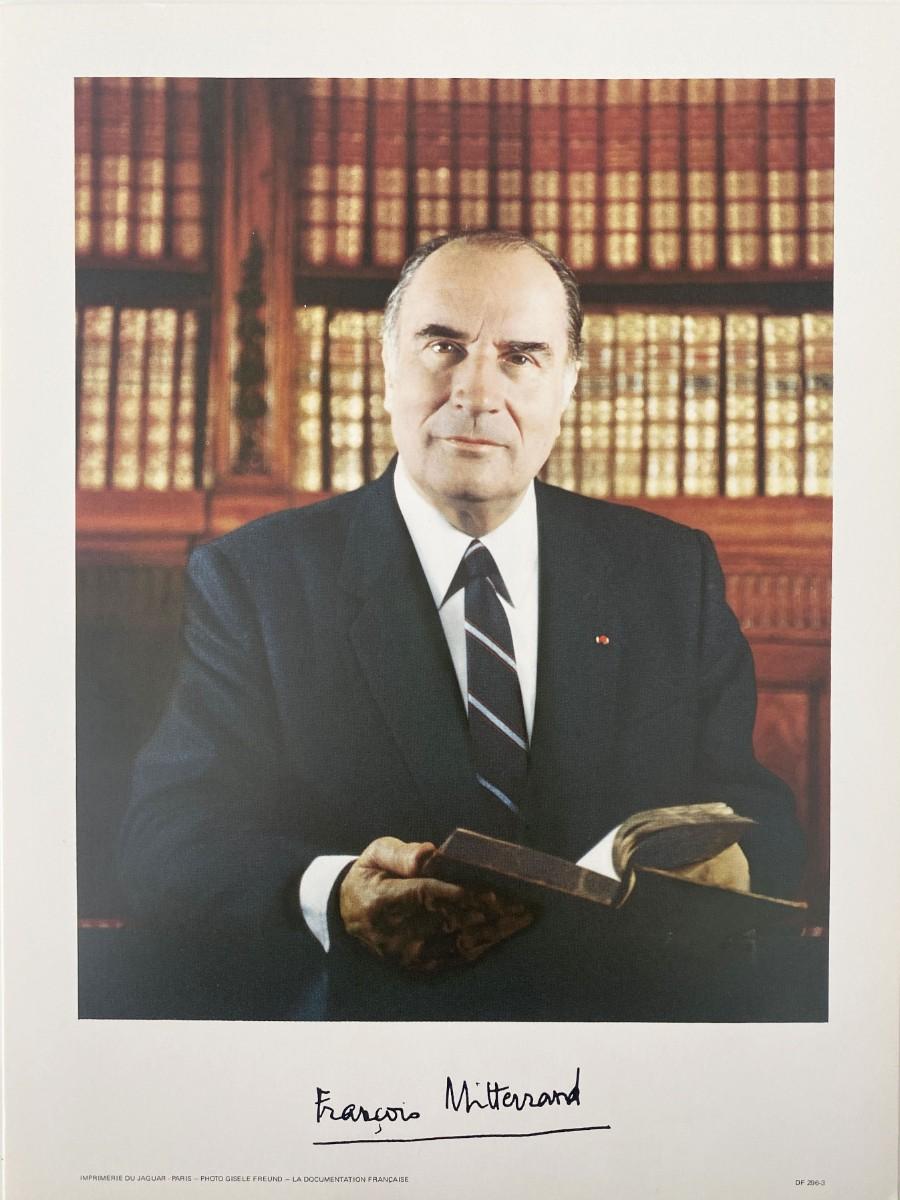 François Mitterrand signed photo | EstateSales.org