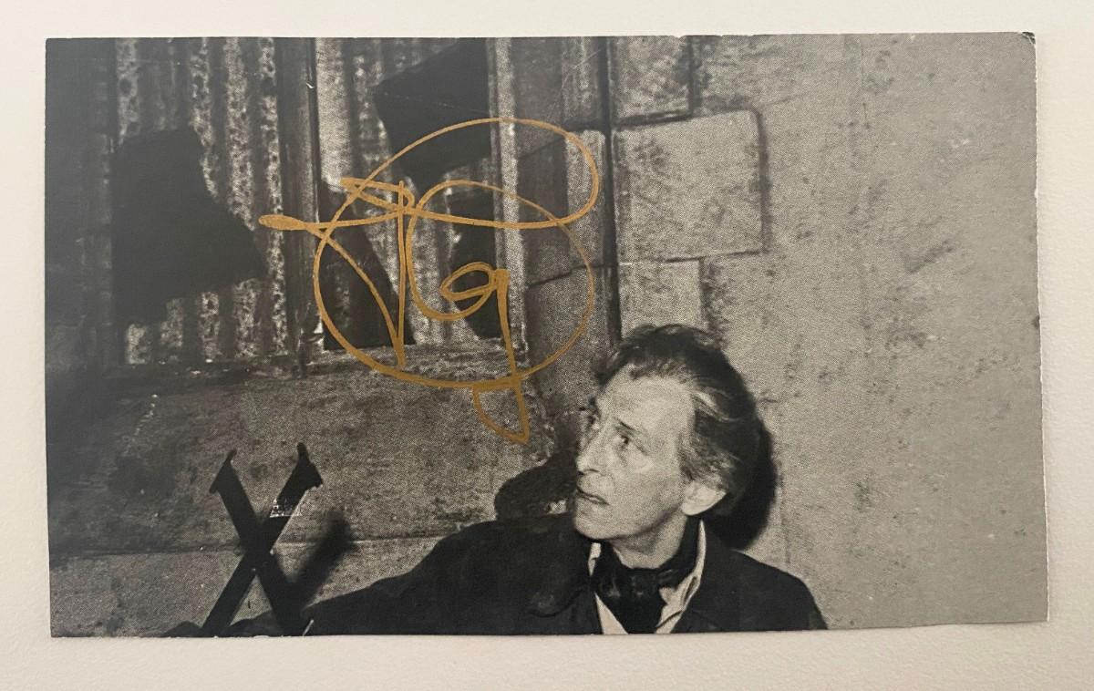 Actor Peter Cushing signed photo | EstateSales.org