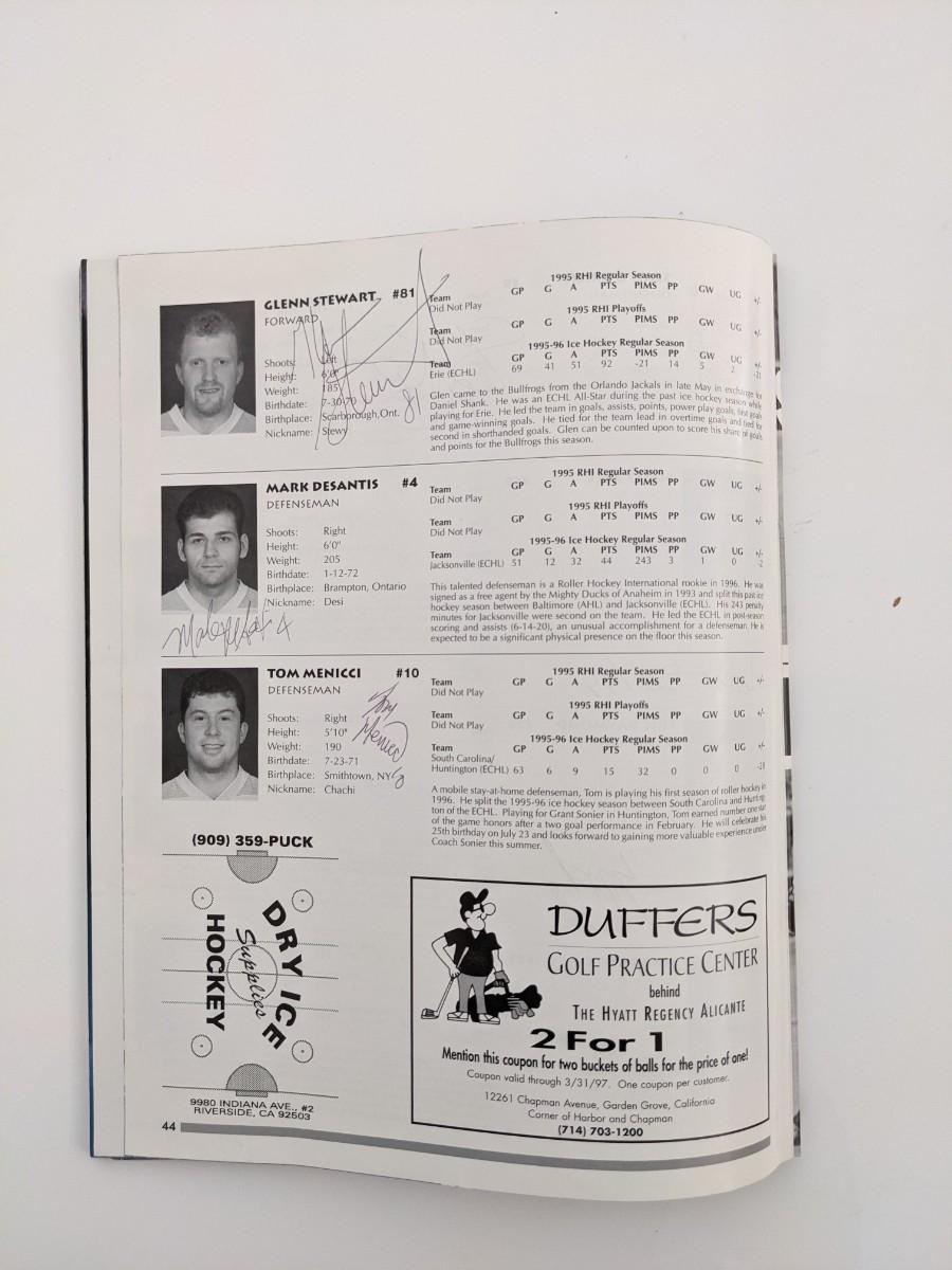 Anaheim Bullfrogs Roller Hockey Program - 15 Autographs | EstateSales.org