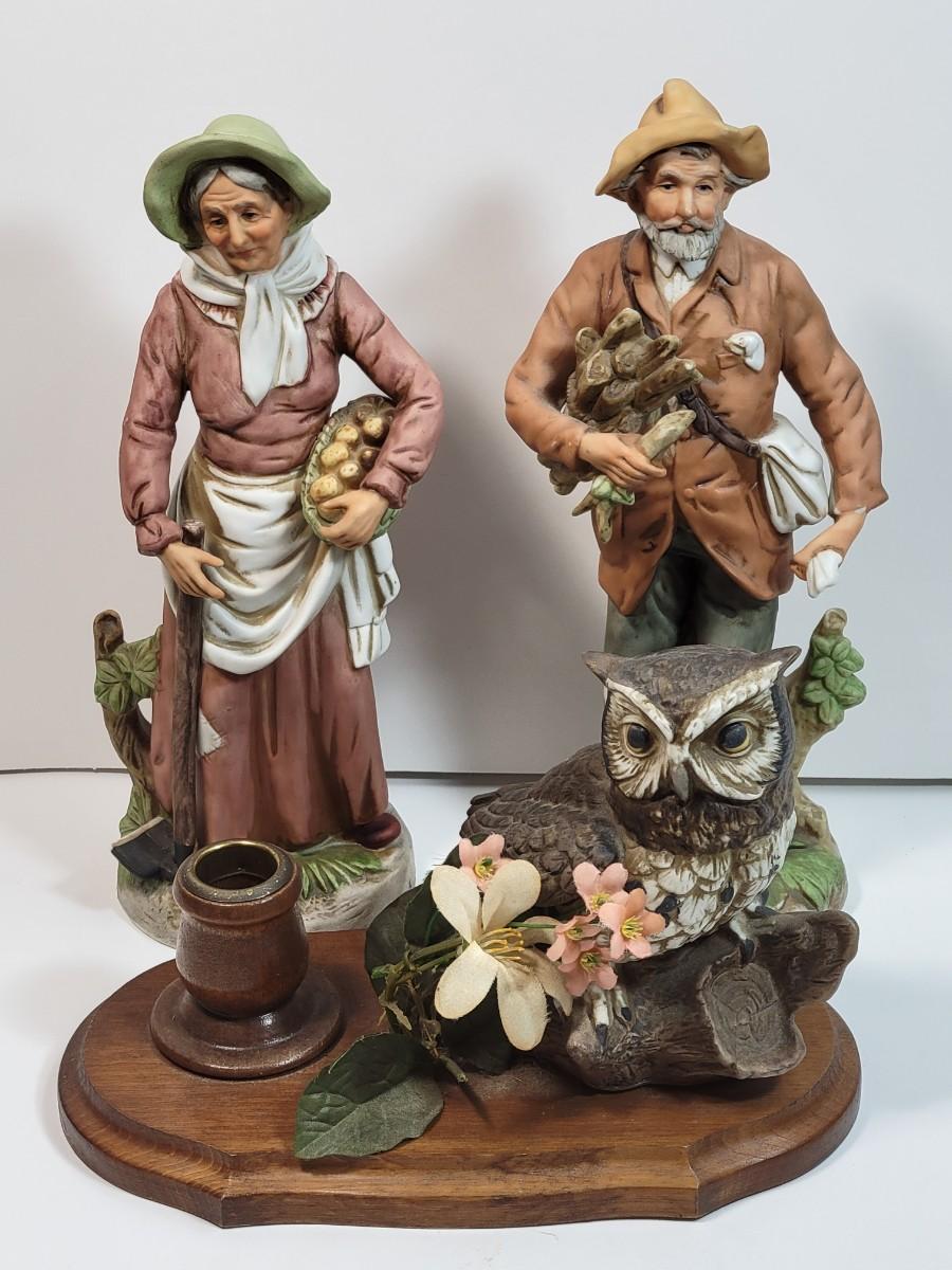 LOT26: Homco Man & Woman Porcelain Fiqurines and a Porcelain Owl ...