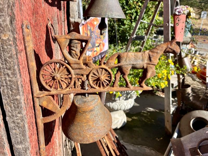 Primitive Barn Stuff, Yard Art, Vintage Farm Equipment, & Garden ...
