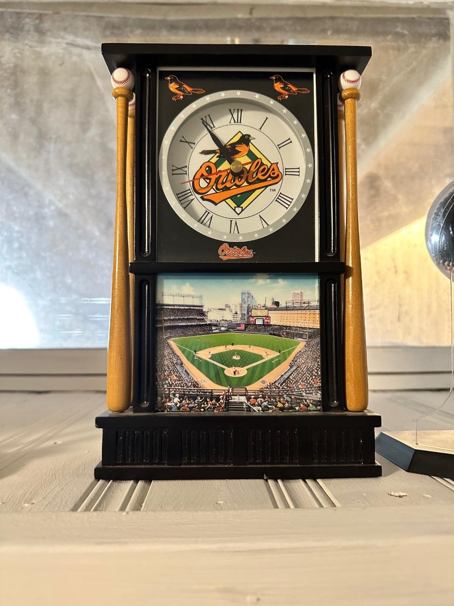 Orioles Camden Yards clock | EstateSales.org
