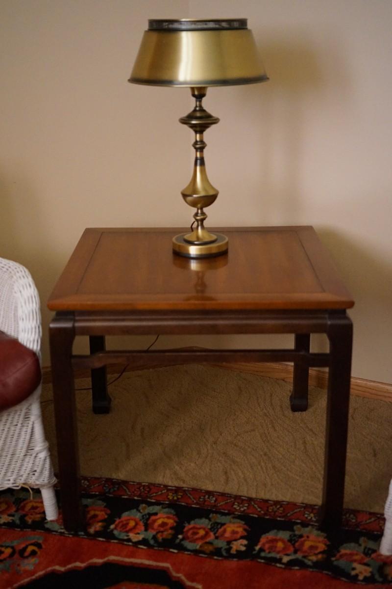 ATTRACTIVE CONTEMPORARY SIDE TABLE TOP 27" BY 27" WOOD CONTRAST OF BASE ...