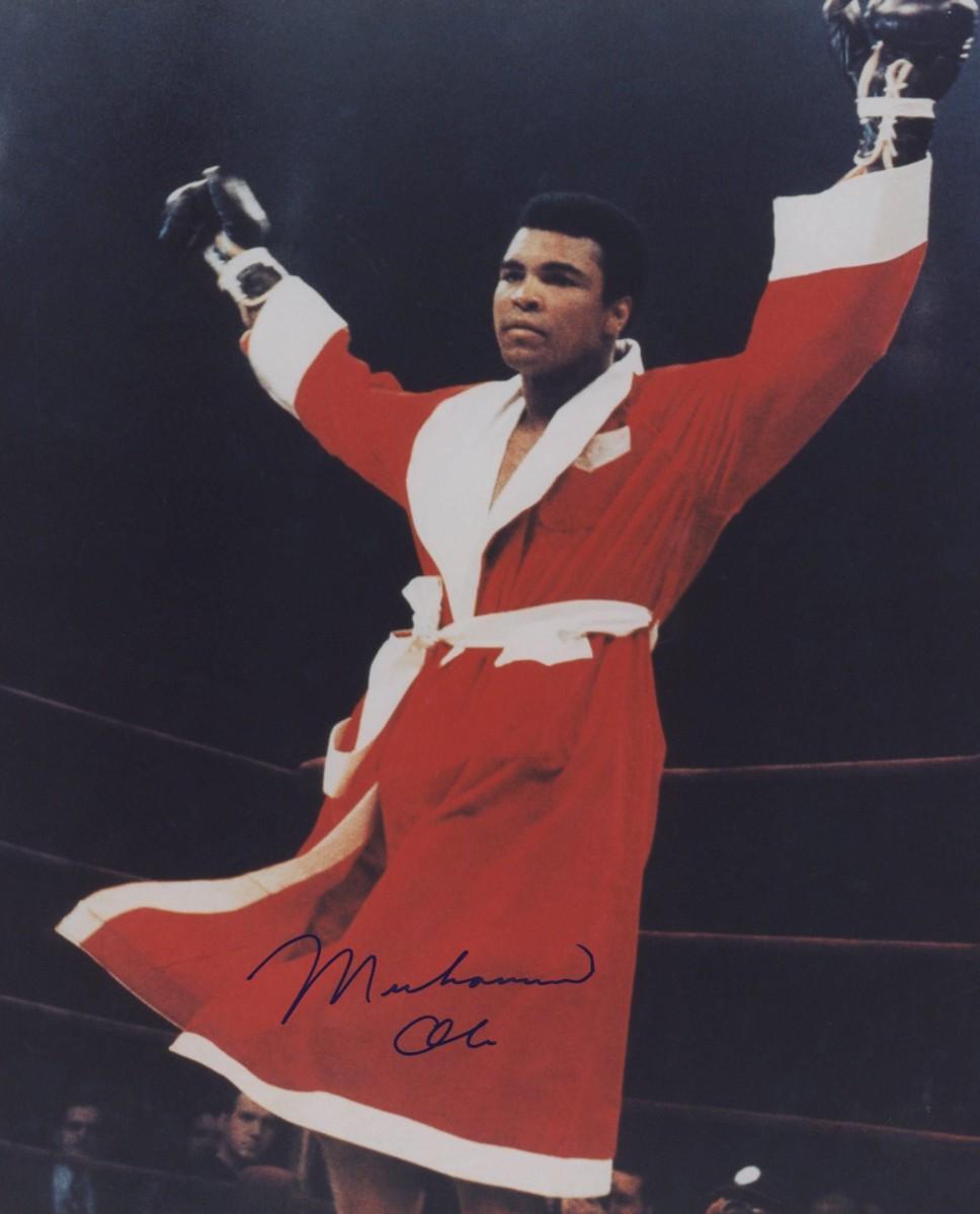 Muhammad Ali signed photo | EstateSales.org
