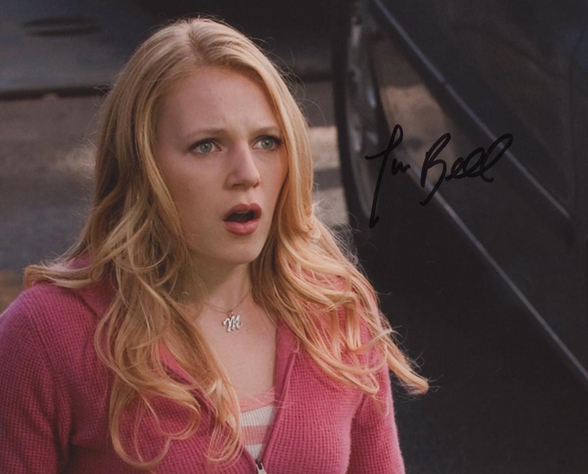 Emma Bell signed The Walking Dead TV photo | EstateSales.org