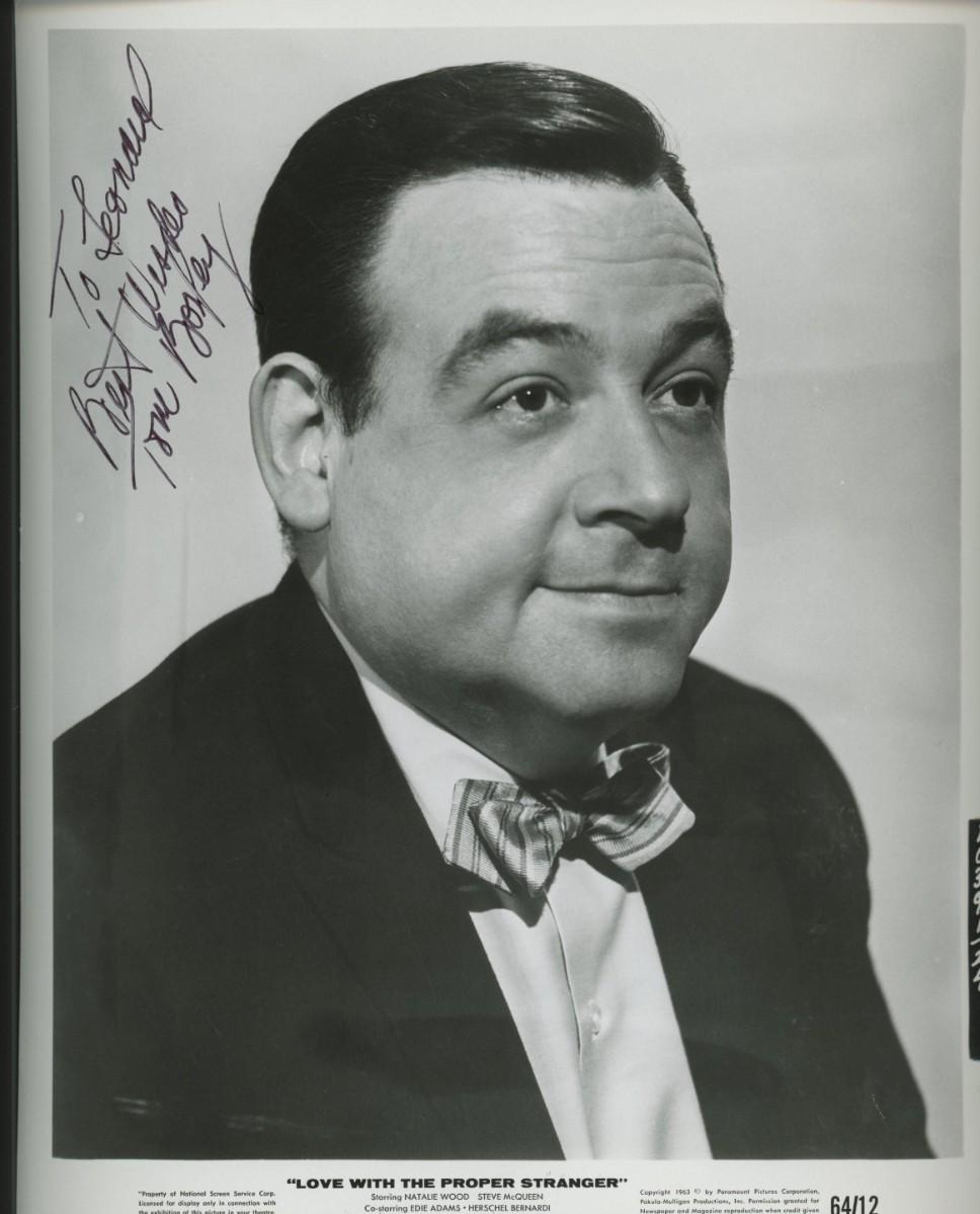 Tom Bosley signed photo | EstateSales.org
