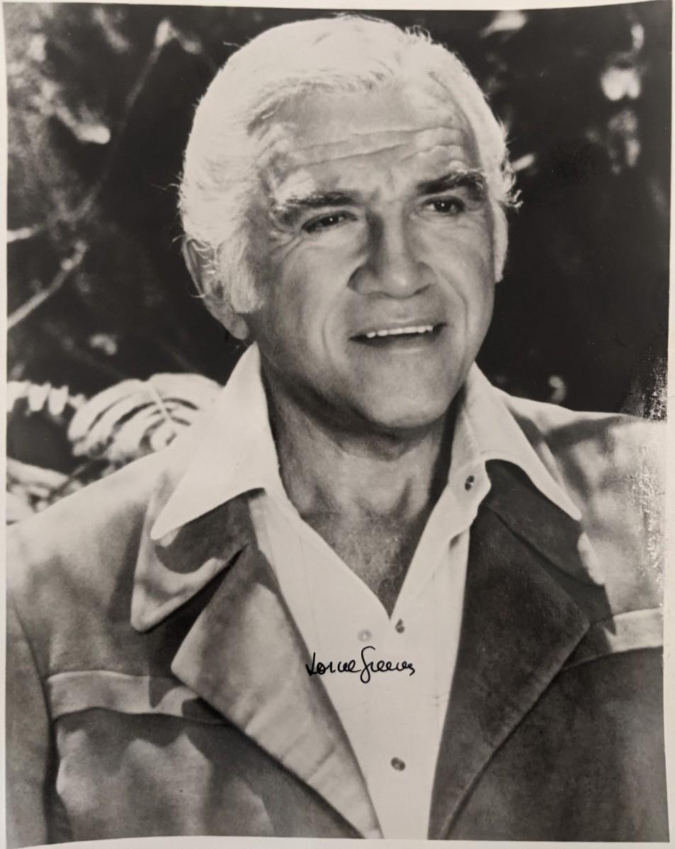 Lorne Greene Signed Photo | EstateSales.org