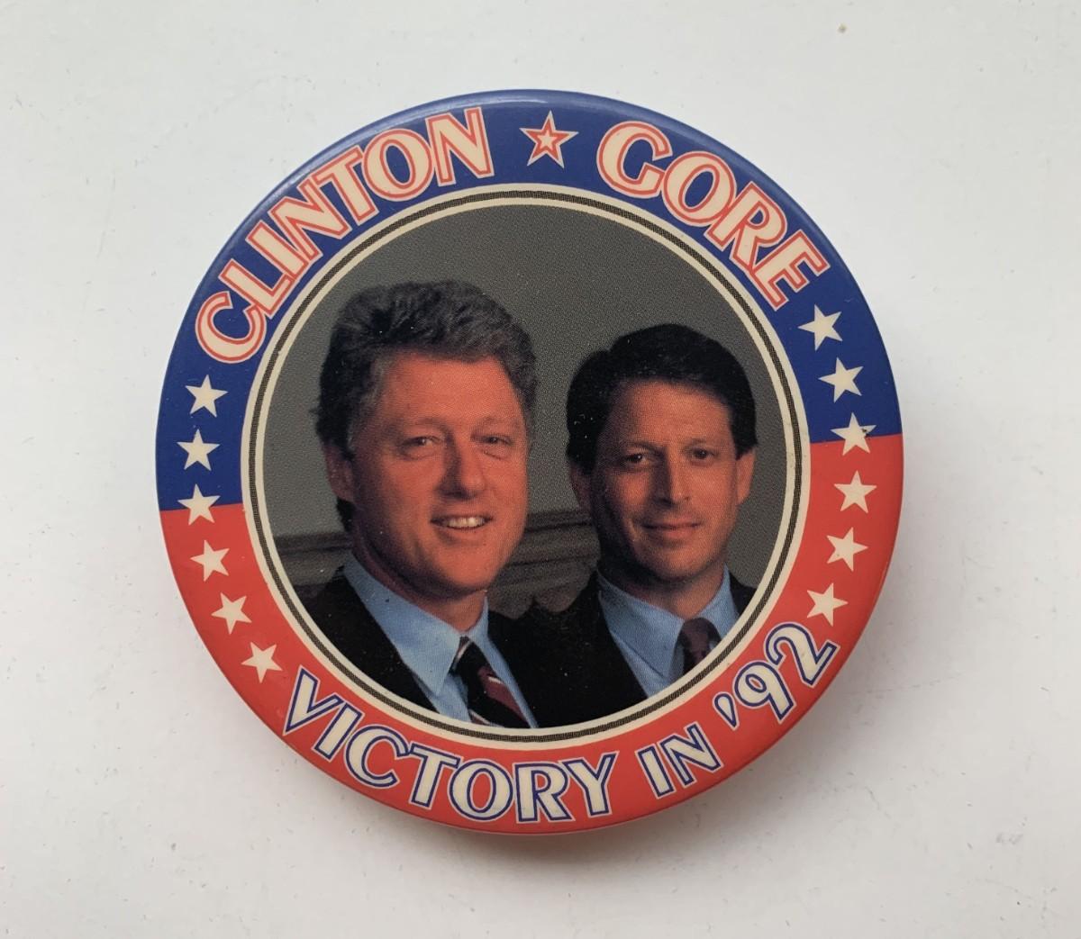 Bill Clinton Presidential campaign button- 1992 | EstateSales.org