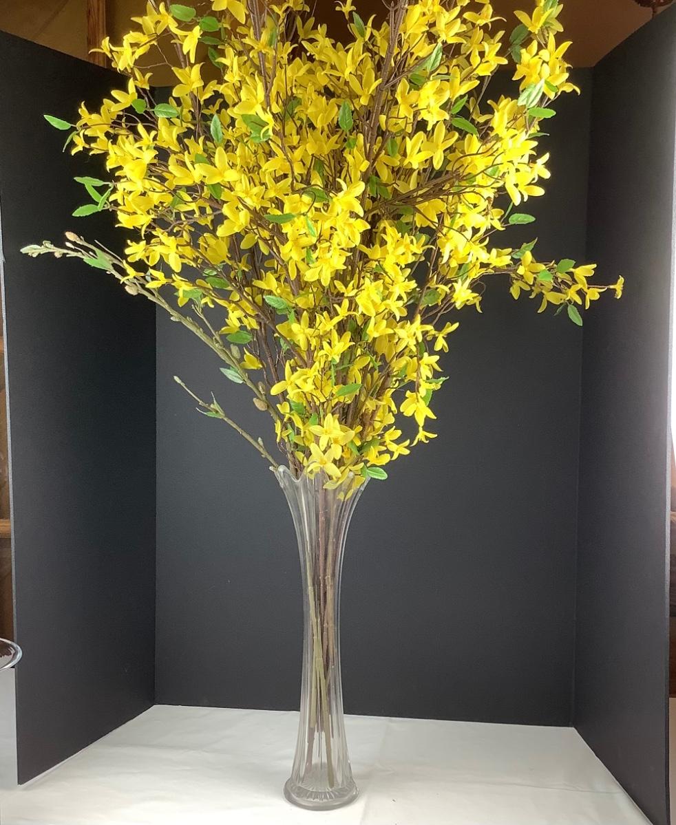 Lot 330 Faux Yellow Floral Arrangement | EstateSales.org