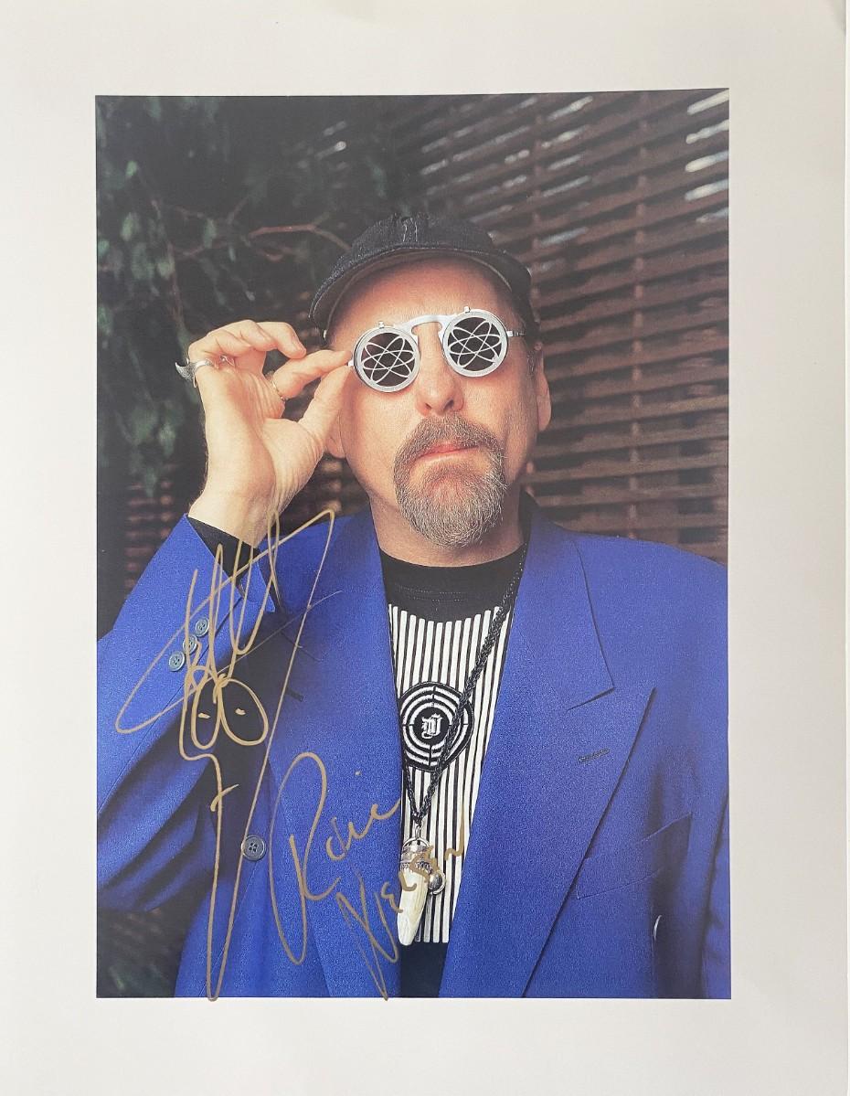 Rick Nielsen signed photo | EstateSales.org