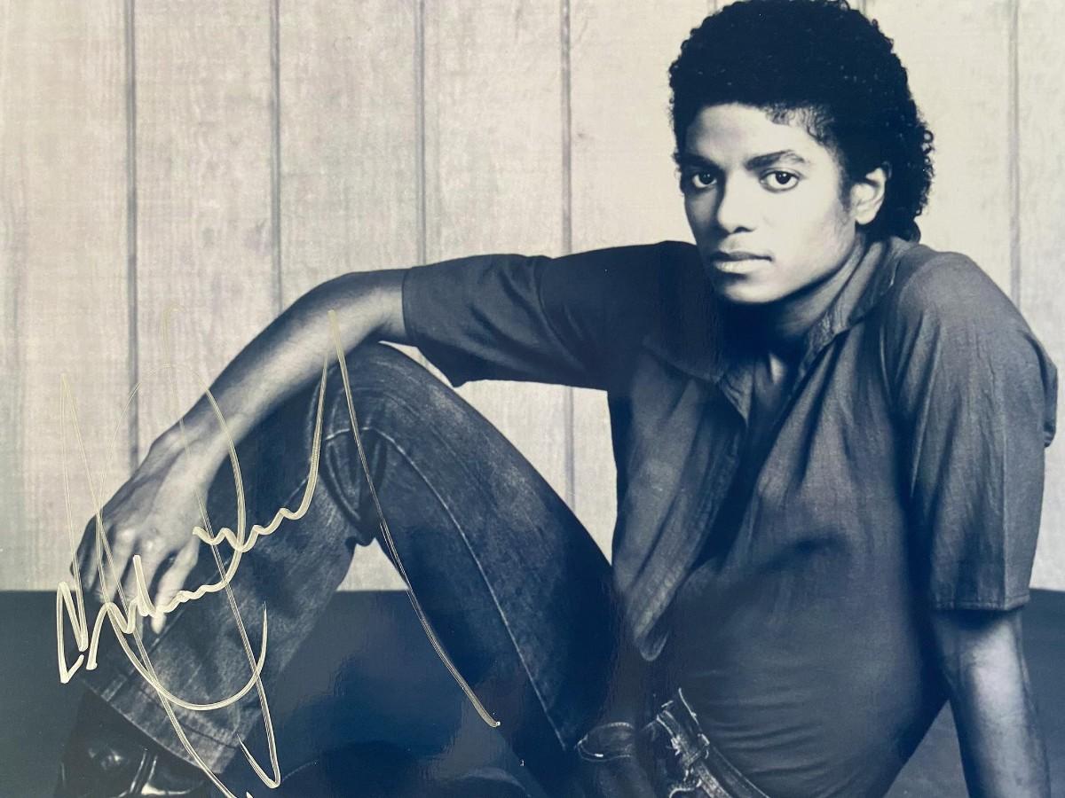 Michael Jackson signed photo | EstateSales.org
