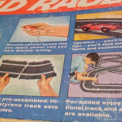 LOT 44 OLD ROAD RACE SET | EstateSales.org