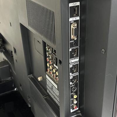 SONY ~ 46” LCD Digital Color Television | EstateSales.org