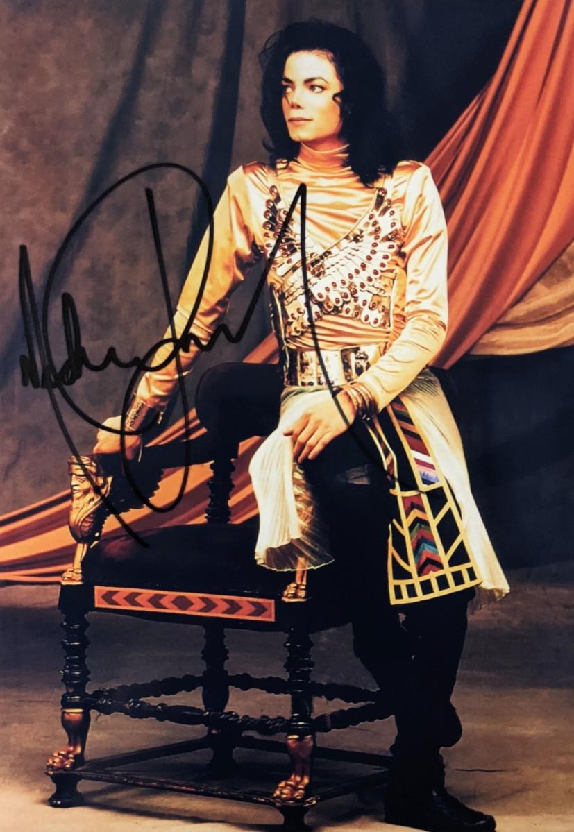 Michael Jackson signed photo | EstateSales.org