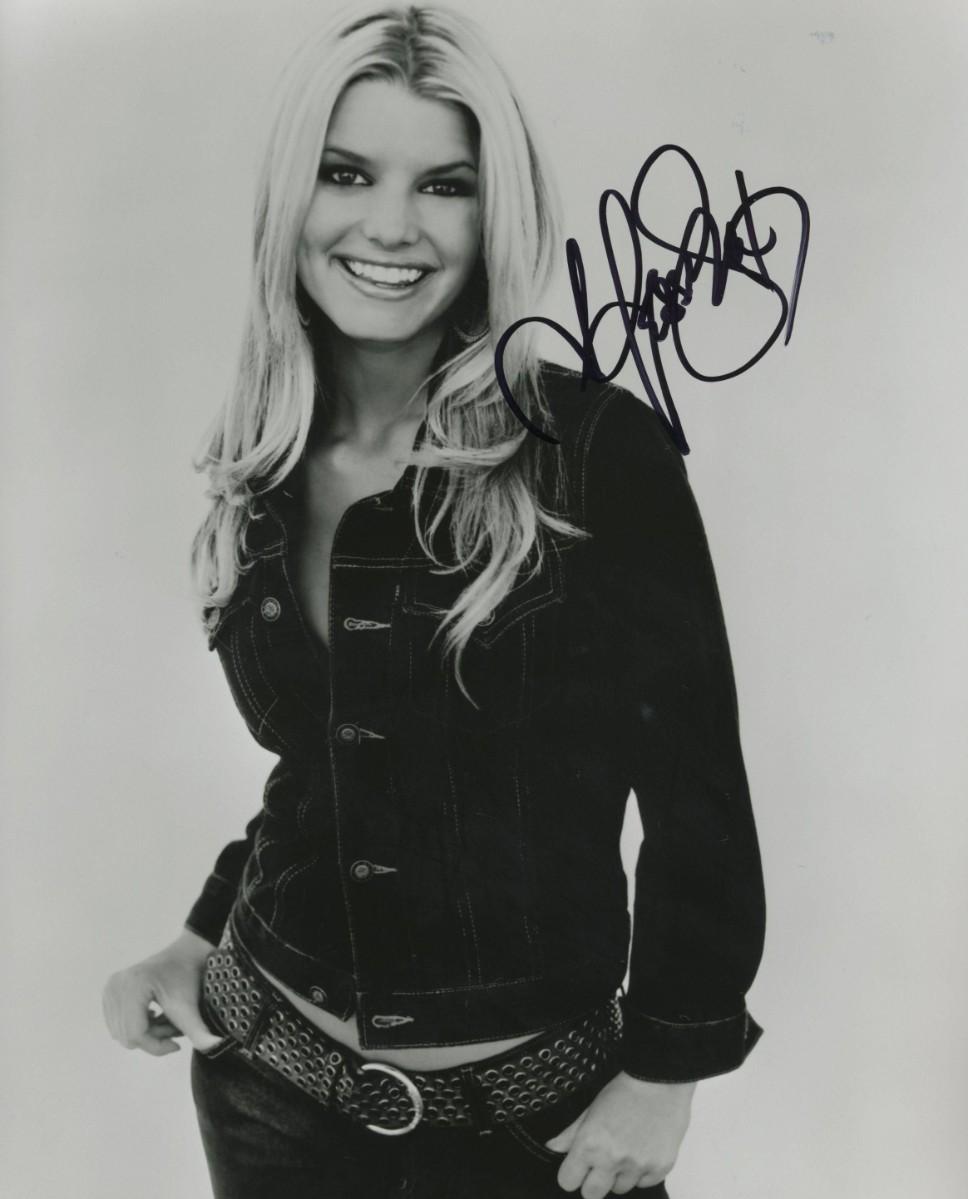 Jessica Simpson signed photo | EstateSales.org