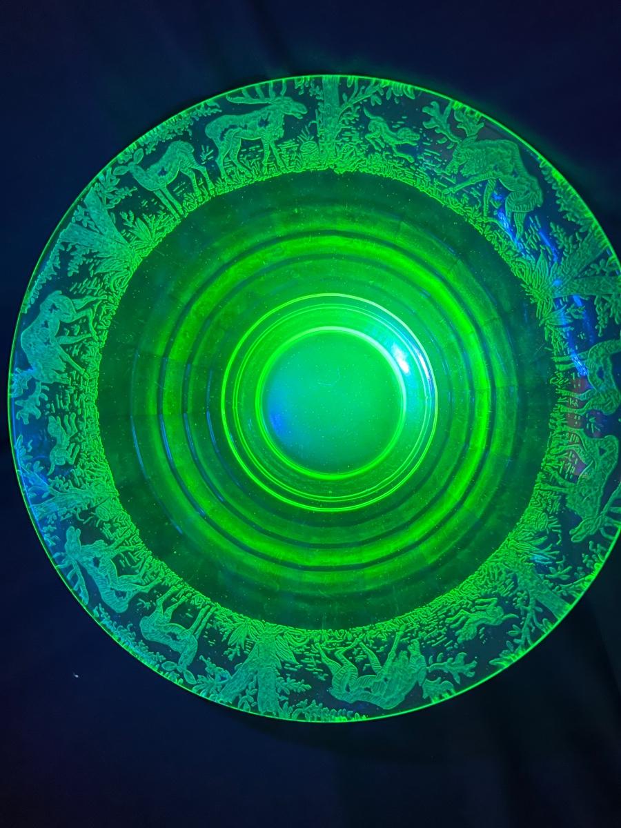 Etched Uranium Glass Bowl And Pitcher K Mk