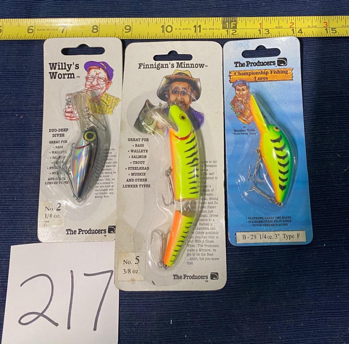 Vintage Producers Lures | EstateSales.org