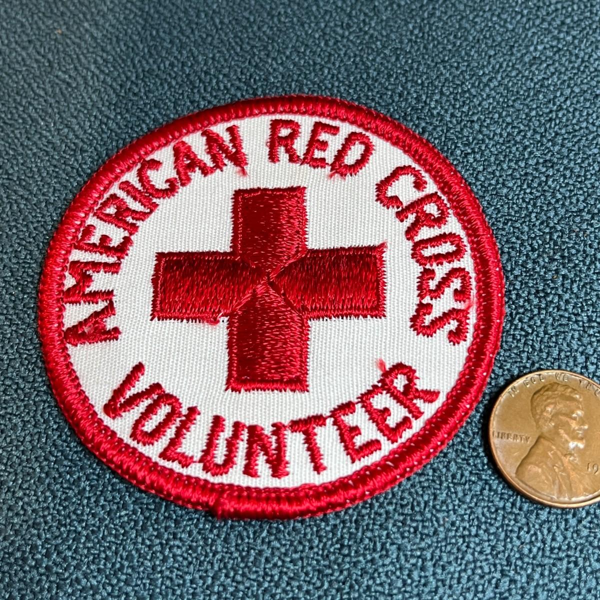 VINTAGE RED CROSS VOLUNTEER PATCH | EstateSales.org