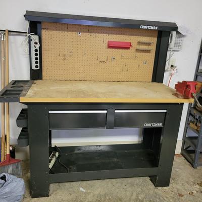 Craftsman Work Bench (G-DW) | EstateSales.org