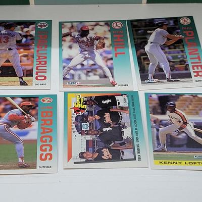 Lot 52: 1992 Fleer Baseball Cards
