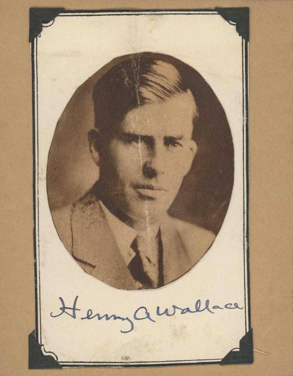 Henry A. Wallace signed photo | EstateSales.org