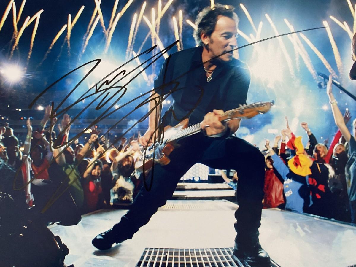 Bruce Springsteen signed photo | EstateSales.org