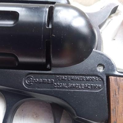 CROSMAN PEACEMAKER MODEL 44 PELLET REVOLVER | EstateSales.org
