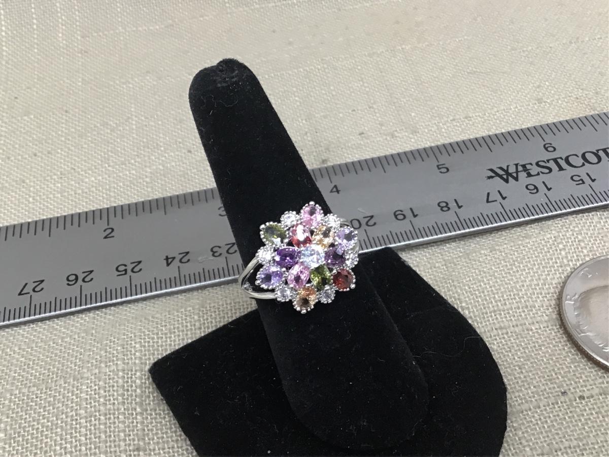 Beautiful Multi Color Stone Fashion Ring. New size 7 | EstateSales.org