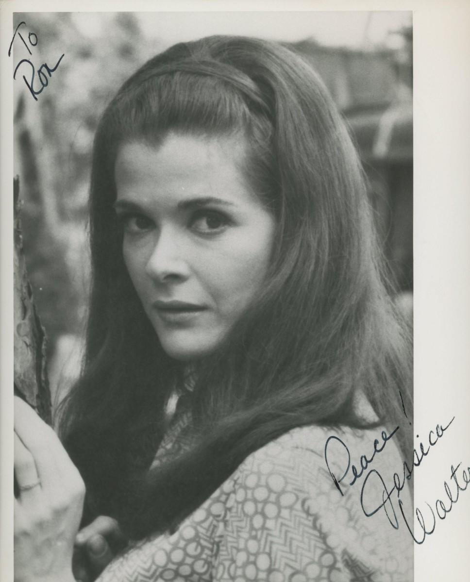 Jessica Walter Signed Photo 1078