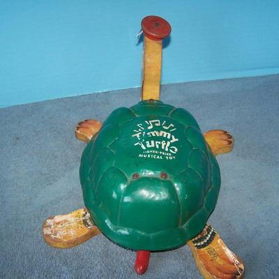 LOT 176 GREAT VINTAGE FISHER PRICE TIMMY TURTLE PULL TOY ...