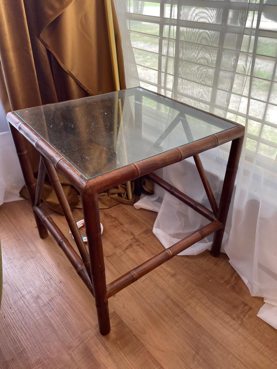 MCM glass side table | EstateSales.org