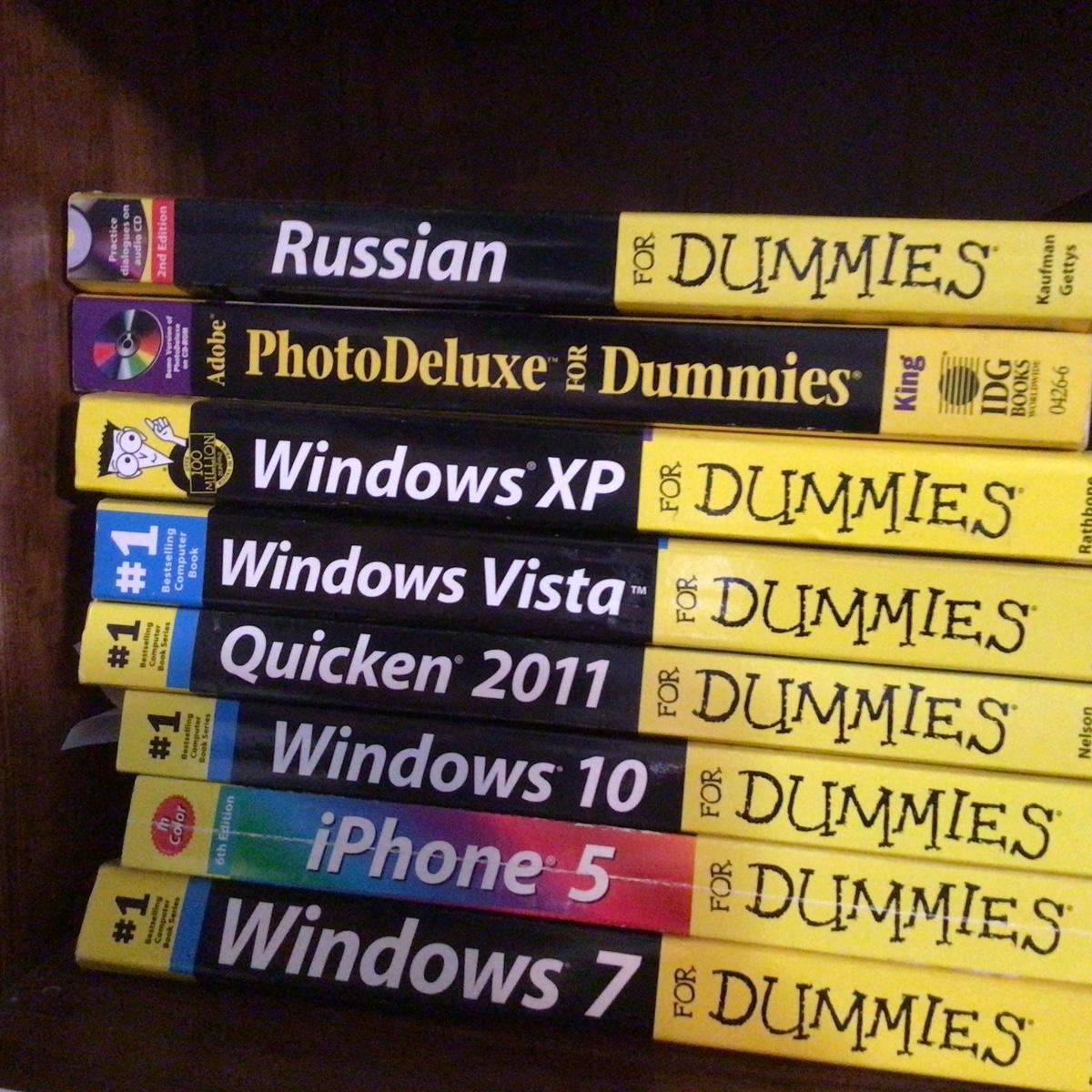 268 Books For Dummies Lot | EstateSales.org