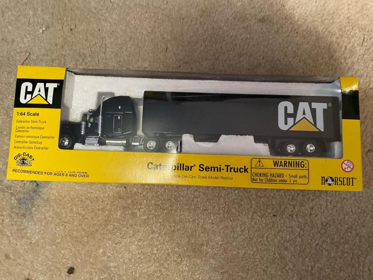 Caterpillar Semi-Truck | EstateSales.org