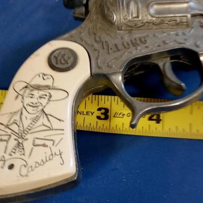 LOT 126 VERY RARE HOPALONG CASSIDY CAP GUN | EstateSales.org