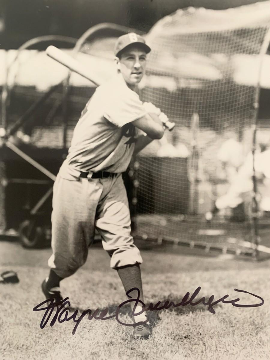 Brooklyn Dodgers Wayne Terwilliger signed photo | EstateSales.org