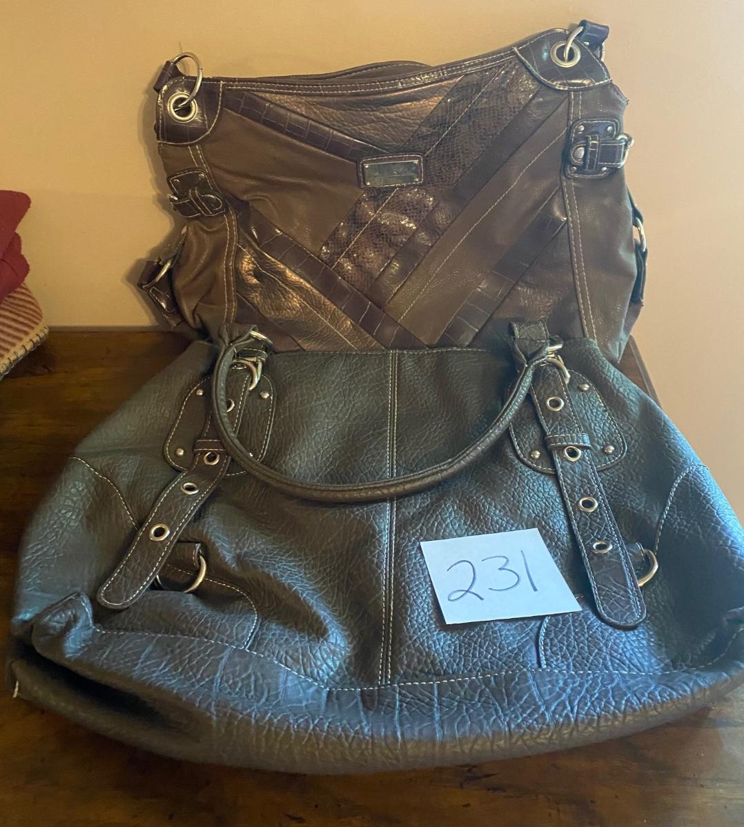 Purses | EstateSales.org