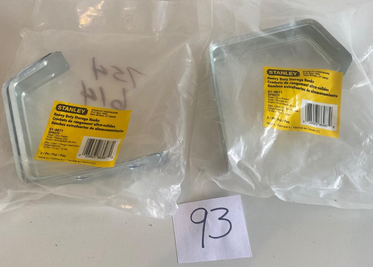 Stanley Storage Hooks | EstateSales.org