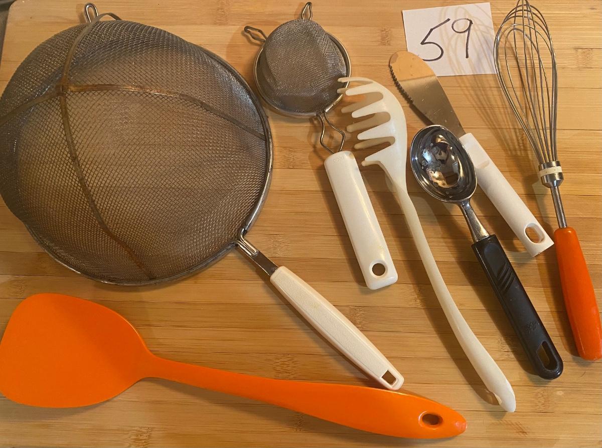 Kitchen Tools | EstateSales.org