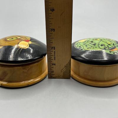 Pair of Vintage Style Oriental Wooden Wild Lion Tiger Snuff Trinket ...