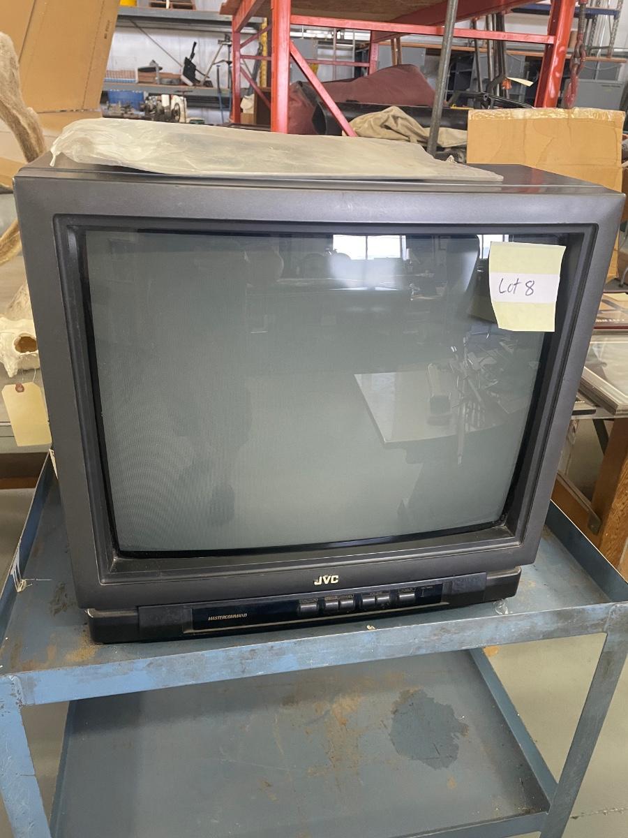 JVC 20" TV for Gamers | EstateSales.org