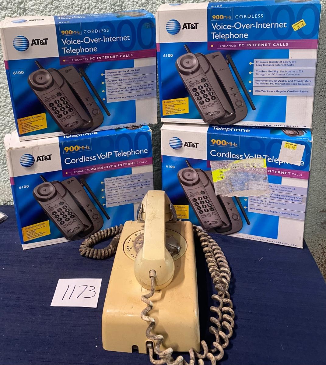 Telephone Lot | EstateSales.org